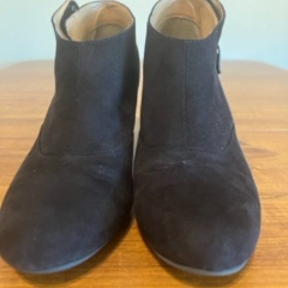 CL by Laundry | Shoes | Wedge Bootie Cl By Laundry | Poshmark